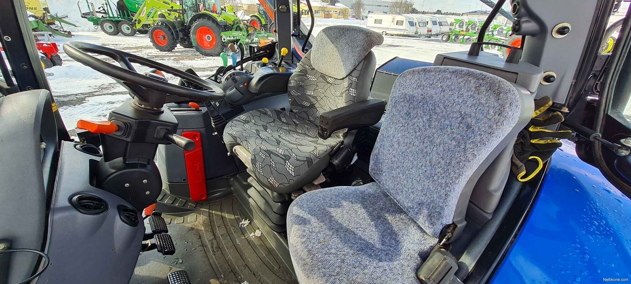 New Holland T6040 Elite traktorit, 2008 - Nettikone