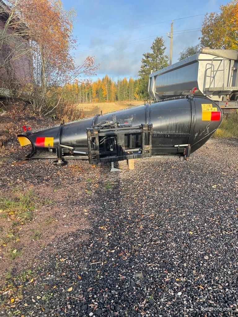 Arctic Machine FMD 3000 road and snow machines, 2019 - Nettikone