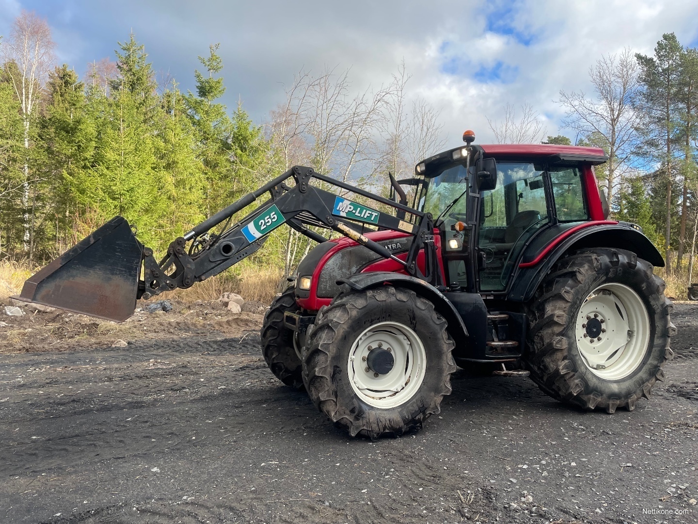 Valtra N121 tractors, 2007 - Nettikone