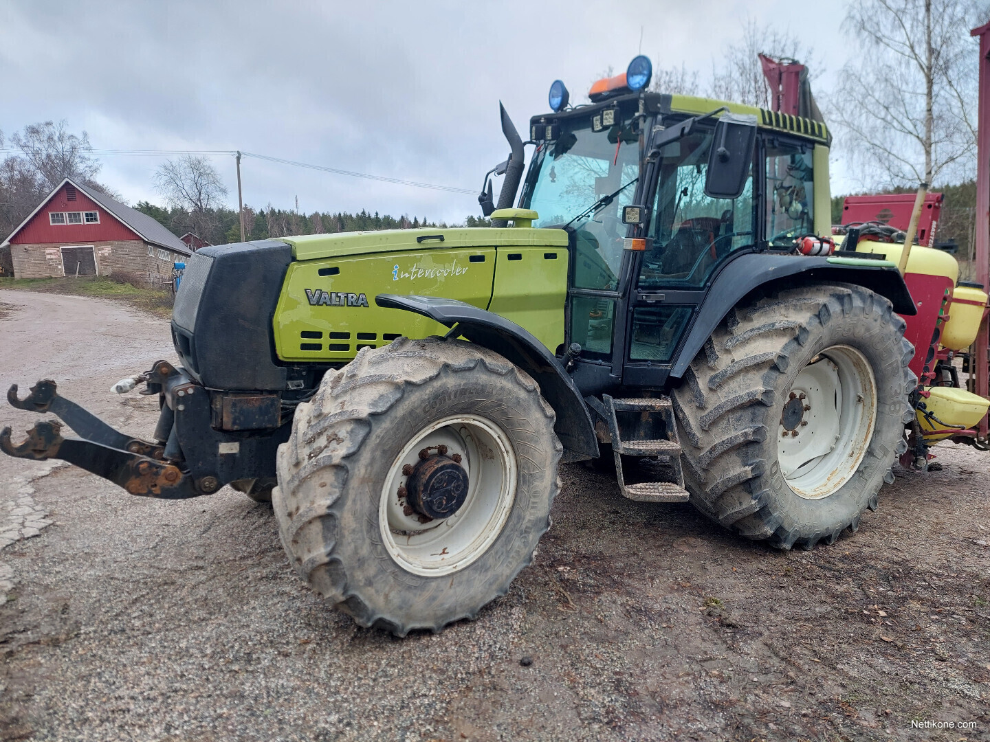 Valtra 8950-4 tractors, 2000 - Nettikone