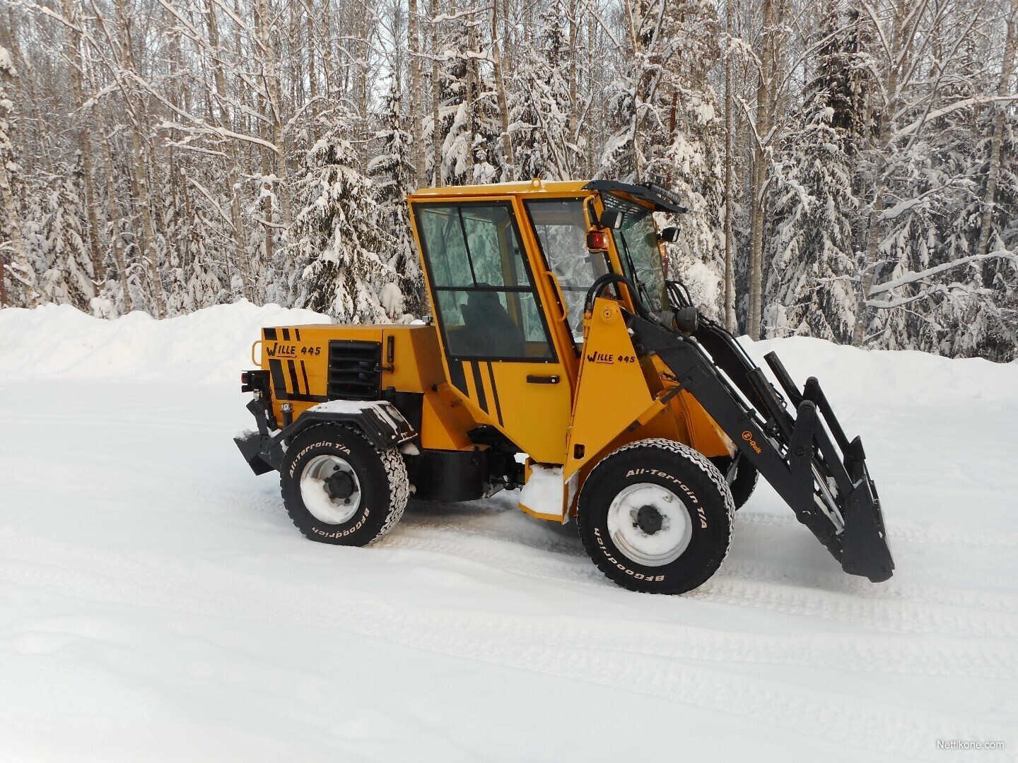 Wille 445 utility machines, 1990 - Nettikone