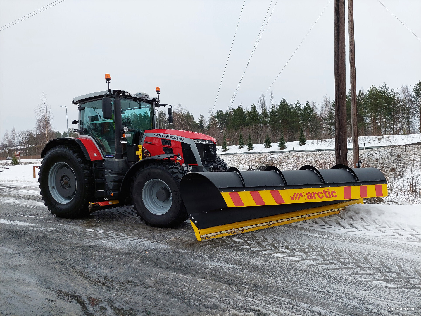 Arctic Machine HPD 3700 , HPD 4000 , HMX 4000 road and snow machines ...