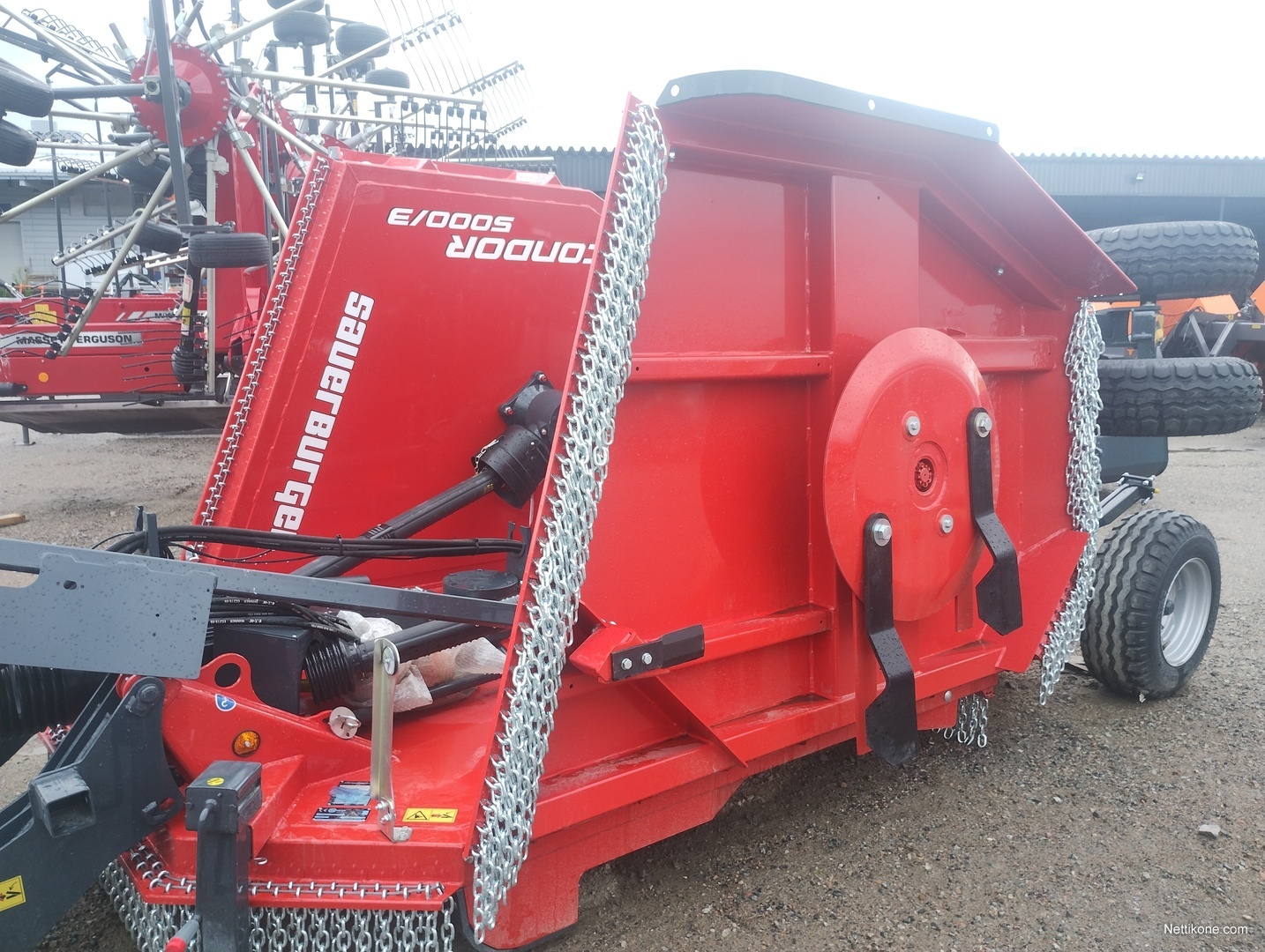 Sauerburger Condor 5000/3 vaakataso murskain heinä- ja säilörehukoneet ...