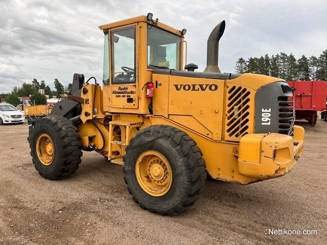 Volvo L90E pikakiinnikkeellä kuormaajat, 2004 - Nettikone