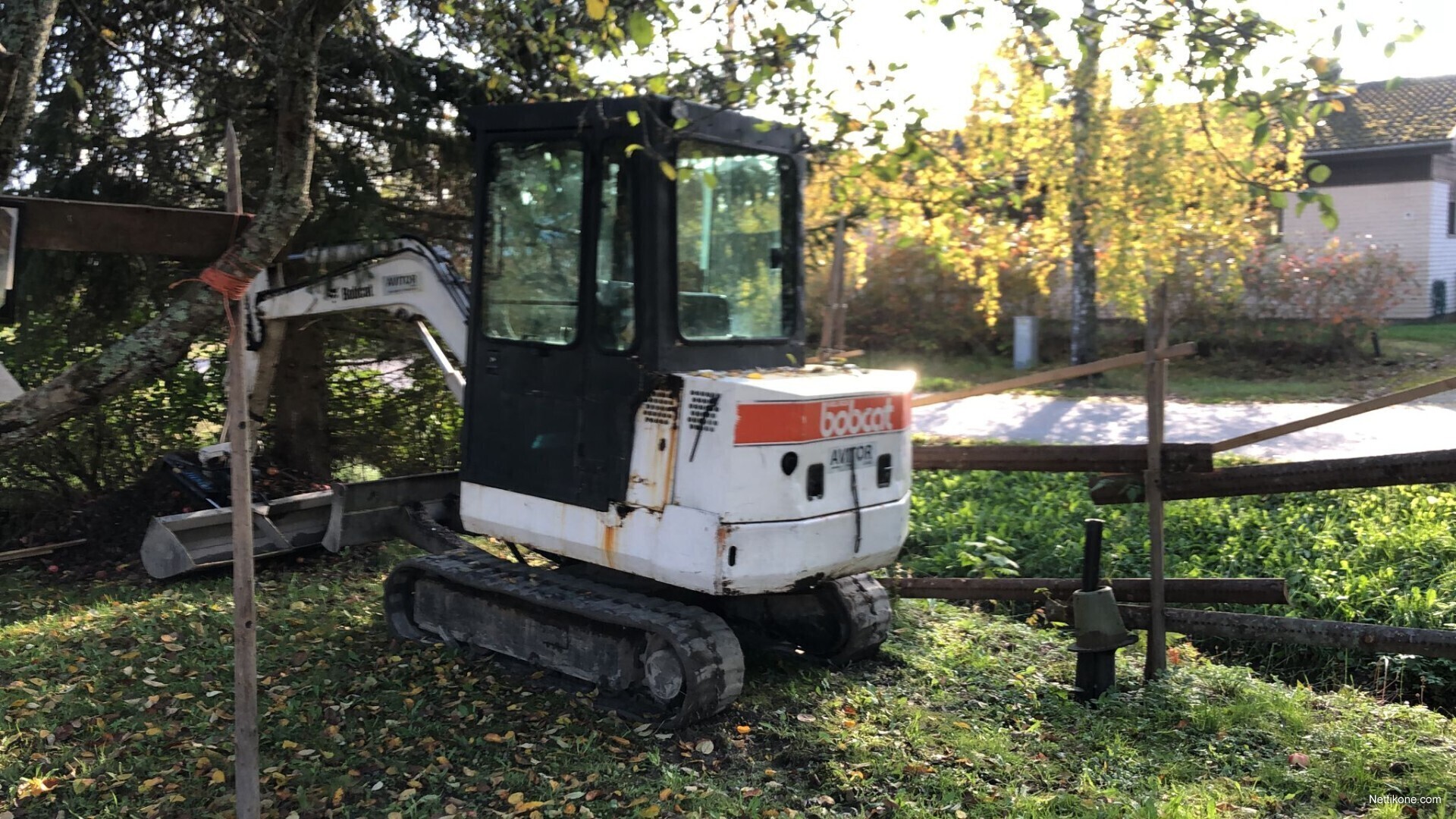 Bobcat X225 kaivinkone - Nettikone