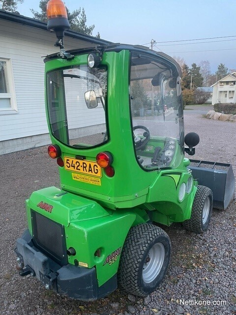 Avant 520 kuormaajat, 2011 - Nettikone