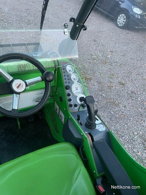 Avant 520 kuormaajat, 2011 - Nettikone