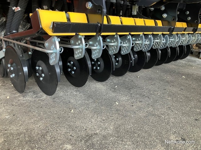 Multiva eCerex 300 kylvö- ja istutuskoneet, 2023 - Nettikone