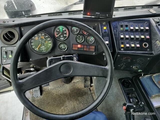 Sisu Sm 300 kuorma-autot, 1990 - Nettikone