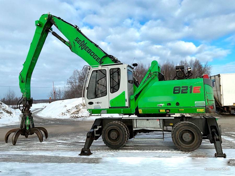 Sennebogen 821E waste / industry handlers, 2013 - Nettikone