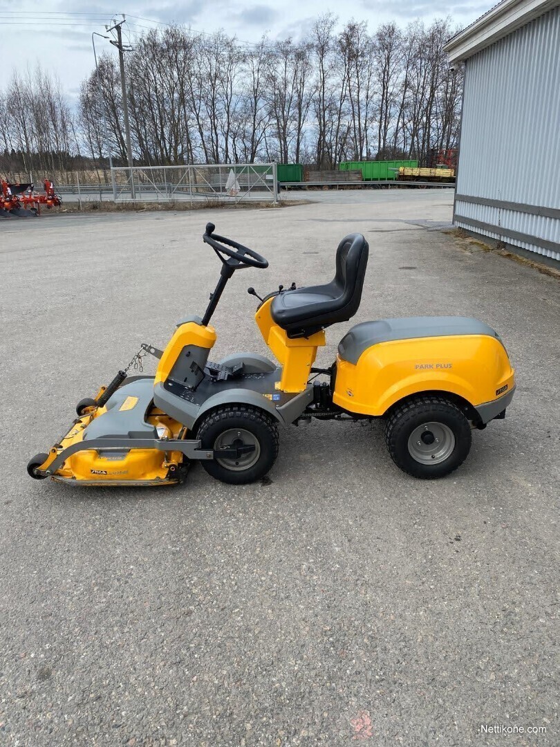 Stiga PARK PLUS 17,5hv PÖYTÄ 95cm mowers, 2012 - Nettikone