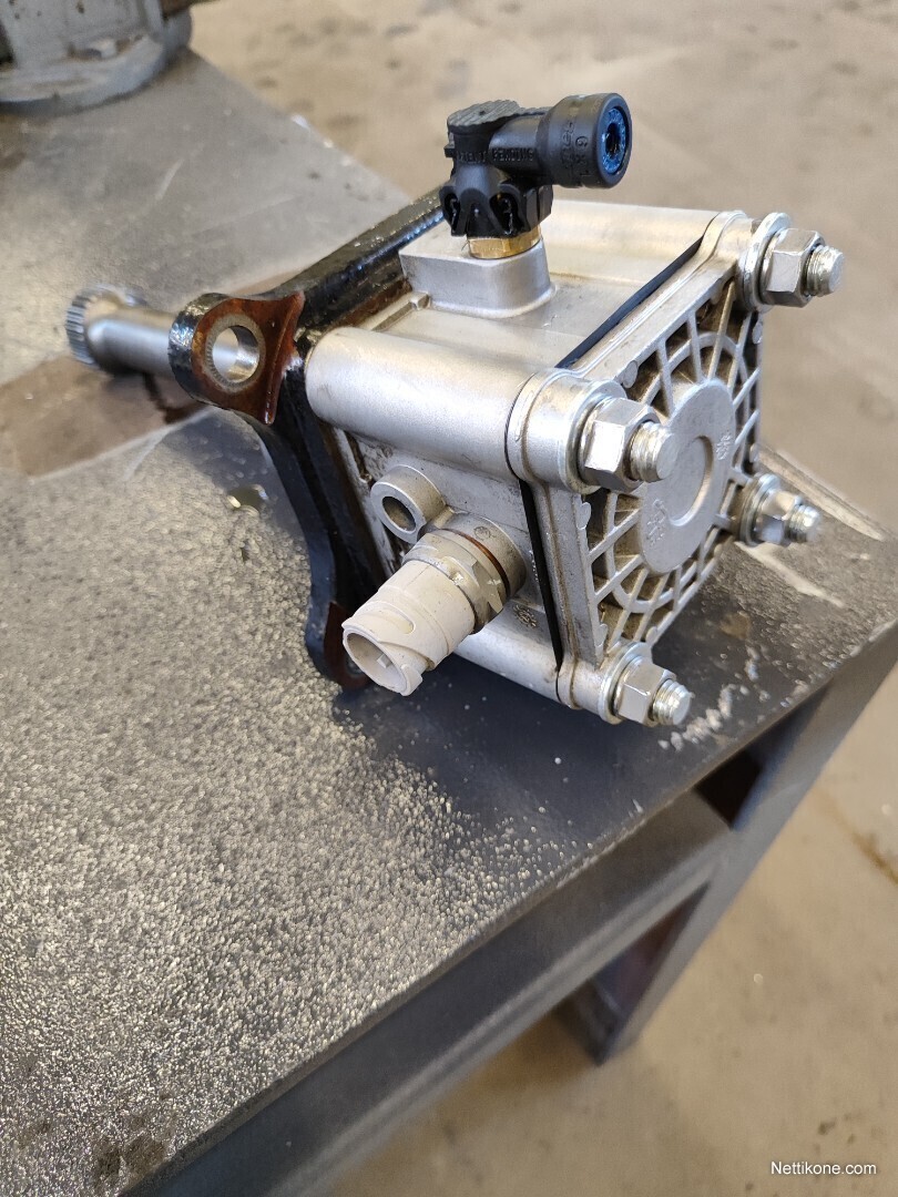 Volvo PTO lisävarusteet ja komponentit, 2024 - Nettikone