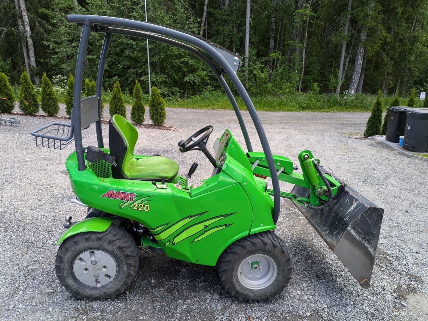 Avant 220 kuormaajat, 2013 - Nettikone