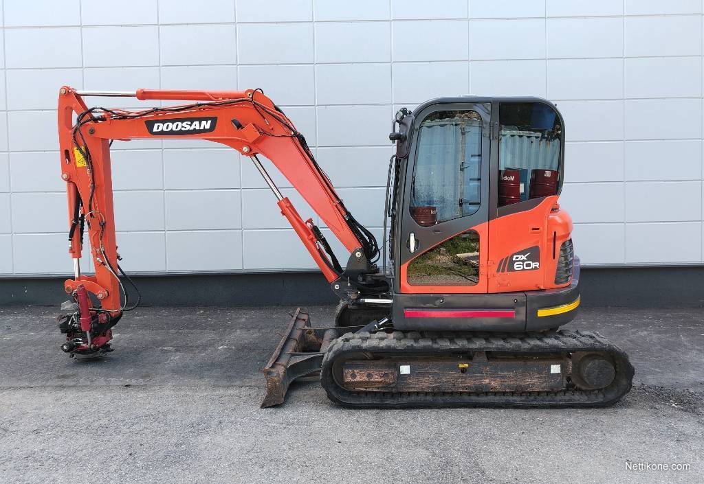 Doosan DX 60 R kaivinkone, 2011 - Nettikone
