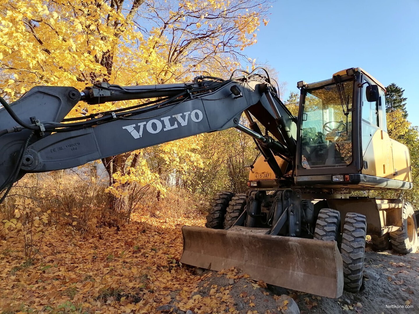 Volvo 160 kaivinkone - Nettikone