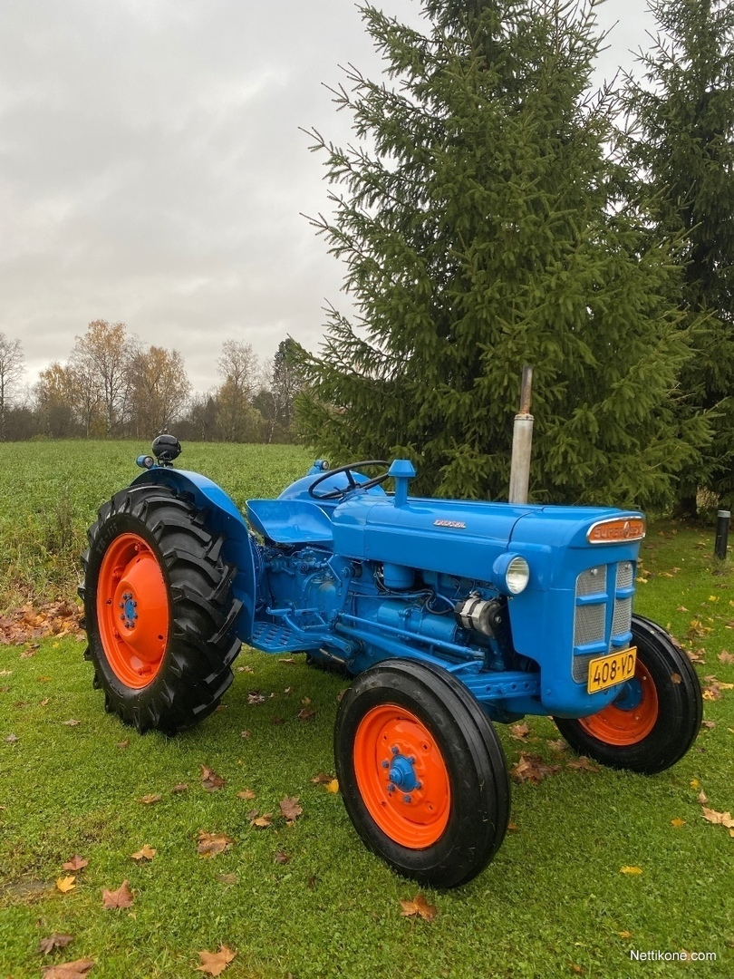 Fordson Super Dexta traktorit, 1962 - Nettikone
