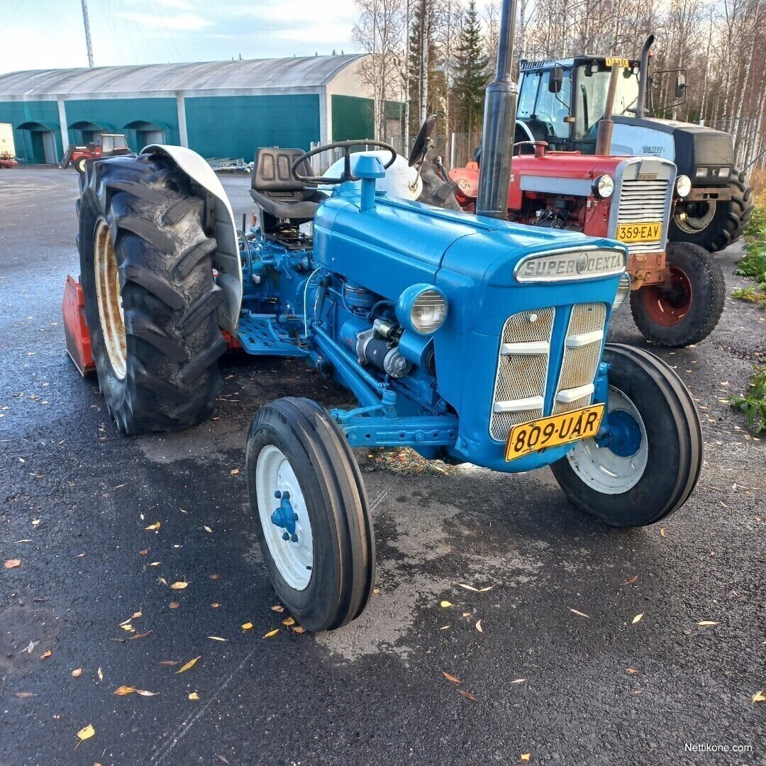 Fordson Super Dexta tractors, 1963 - Nettikone