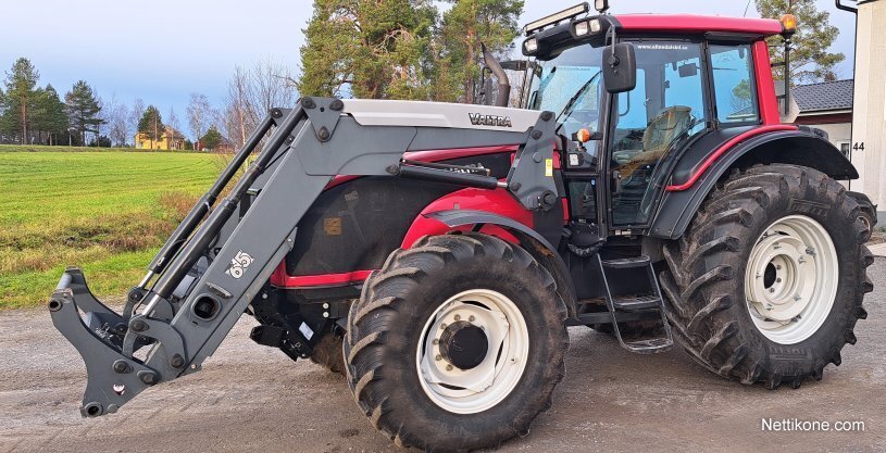Valtra T151 traktorit, 2009 - Nettikone