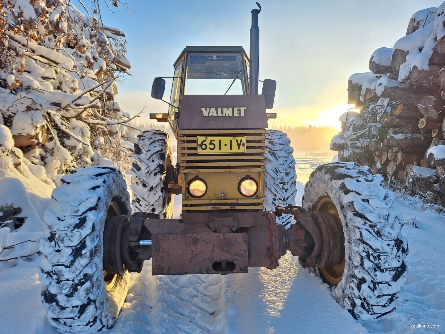 Valmet 1102 traktorit - Nettikone