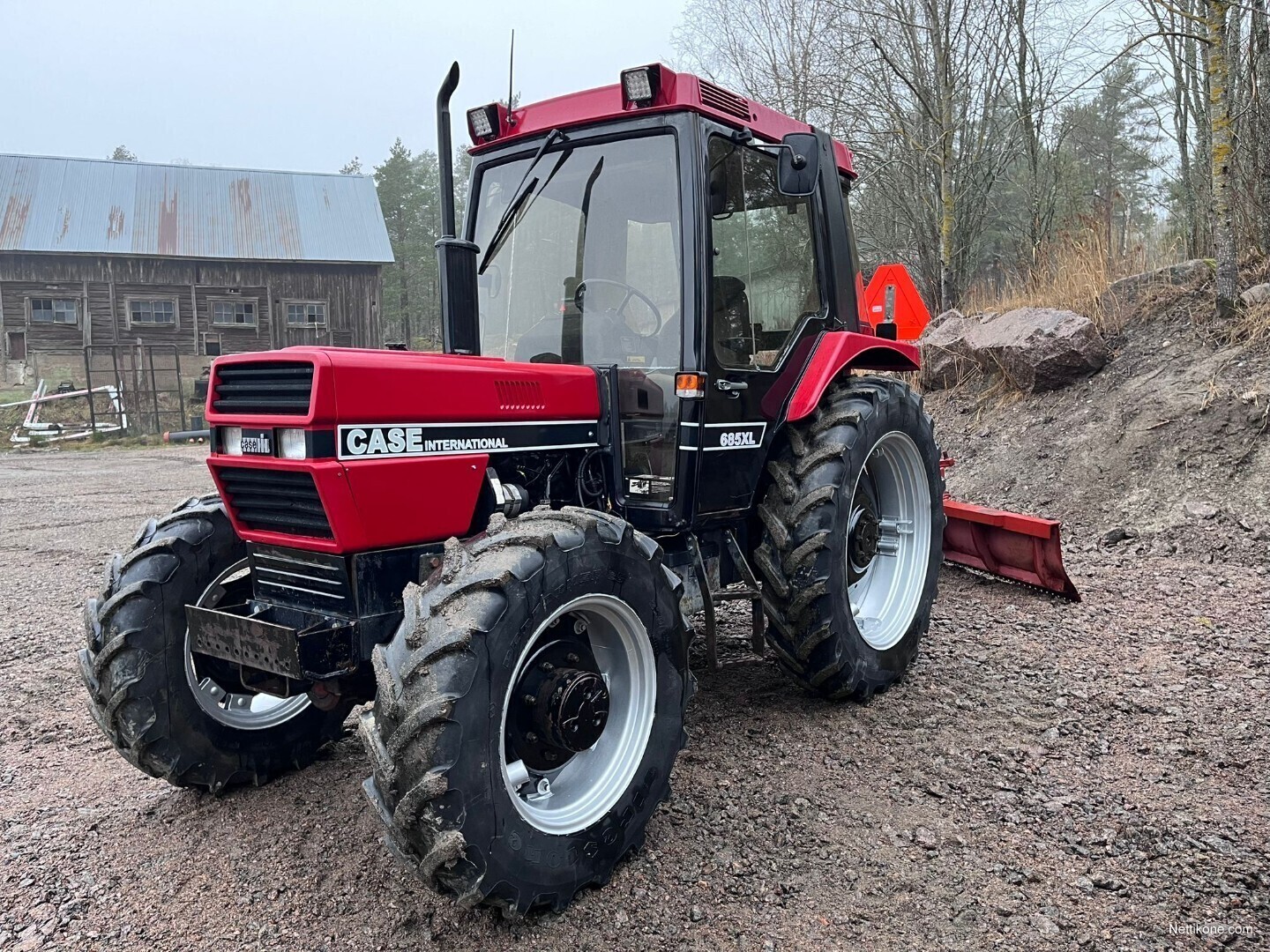 Case 685 XL traktorit - Nettikone
